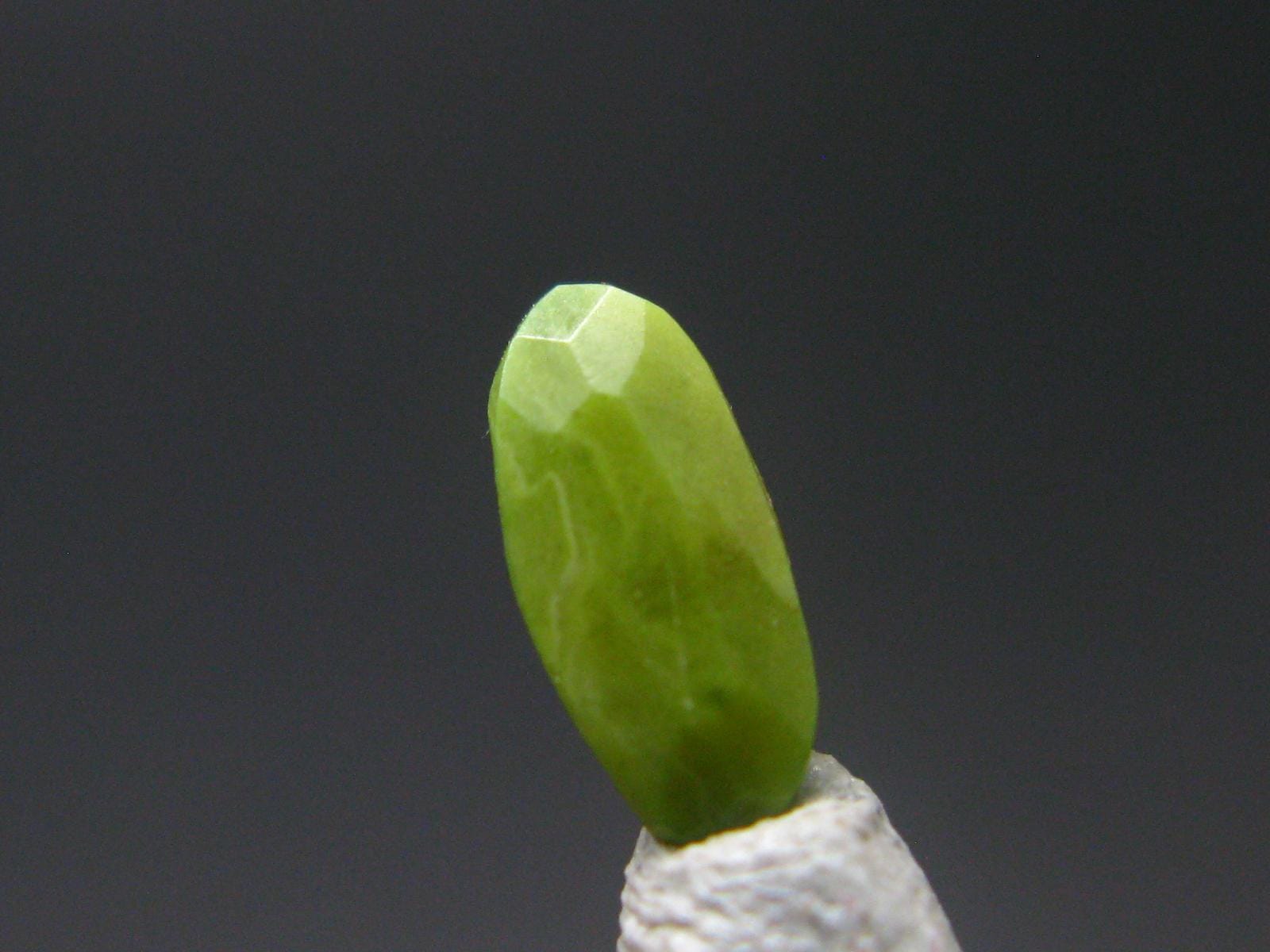 Rare Gem Alunite Cut Stone from USA - 0.38 Carats – TheGlobalStone