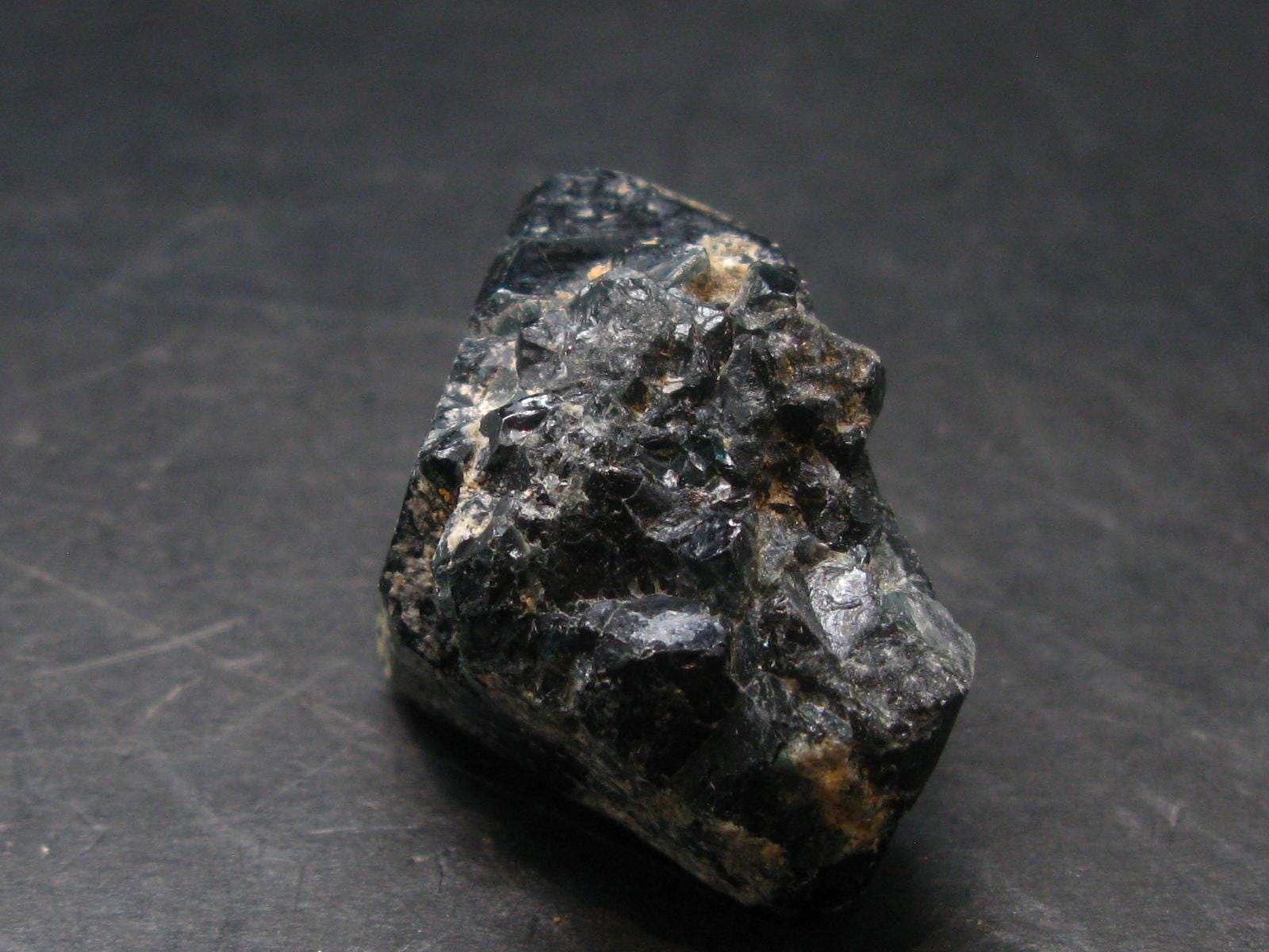 Blue Spinel Crystal From Madagascar - 1.4" - 30.43 Grams – TheGlobalStone