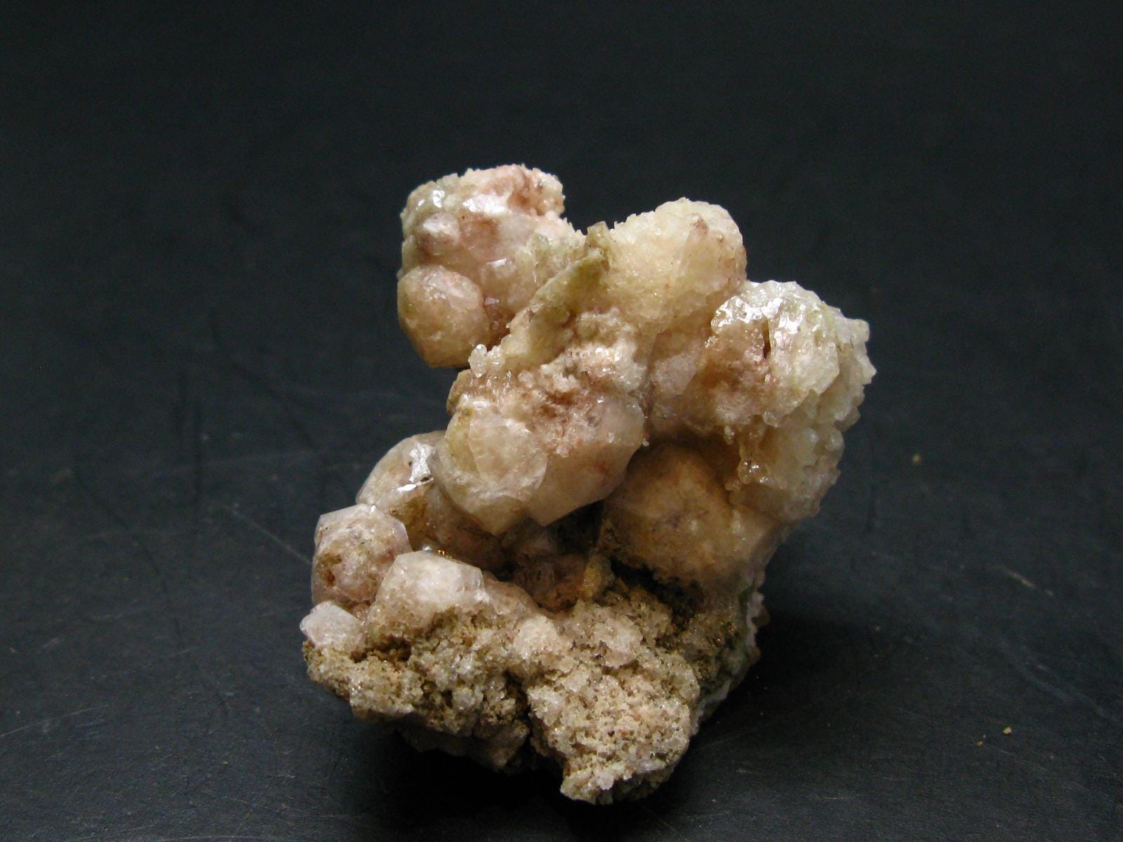 Analcime Cluster From Canada - 1.8" - 34.45 Grams – TheGlobalStone