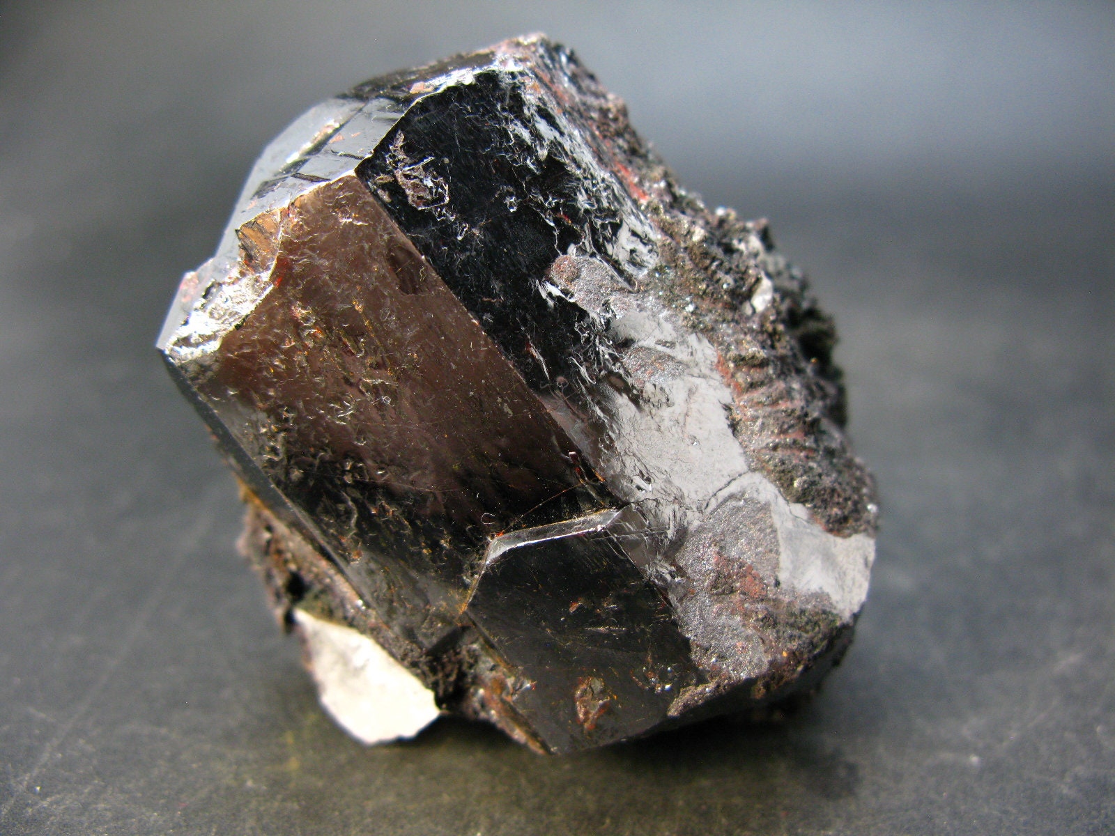 Large Perfect Rutile Crystal Graves Georgia USA - 2.6" – TheGlobalStone
